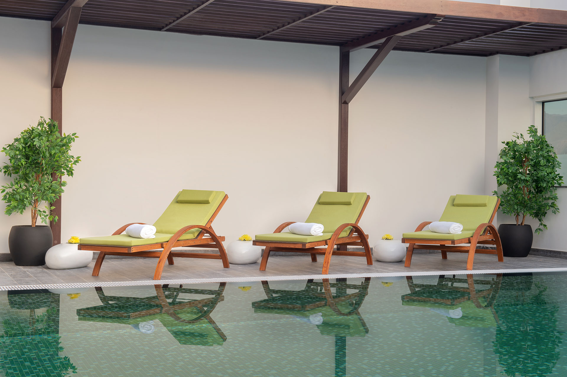 Swimming Pool and leisure facilities | Wyndham Garden muscat